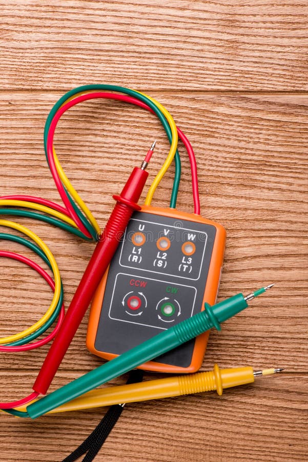 Large Plan Phase Indicator. Measuring the Correct Phasing of Three ...