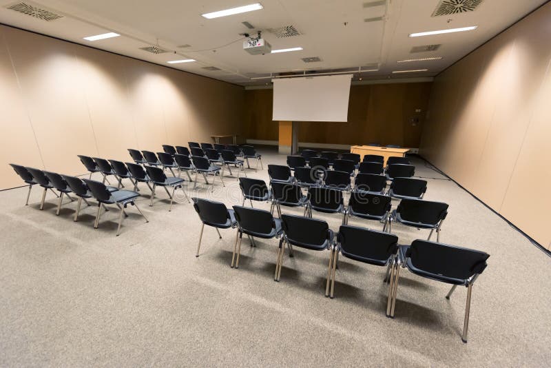 Large Presentation Screen in Modern Conference Hall. Large Presentation ...