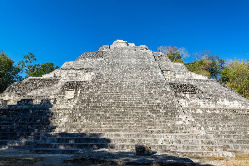 Becan Maya Temple in the Yucatan, Mexico. Stock Photo - Image of maya ...