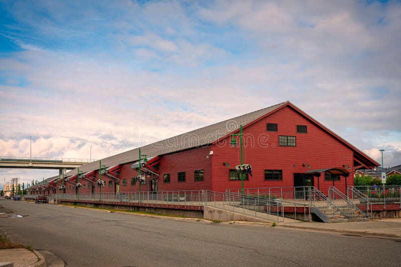 Large Red Farm Barn in Daylight Editorial Photo - Image of outdoors ...