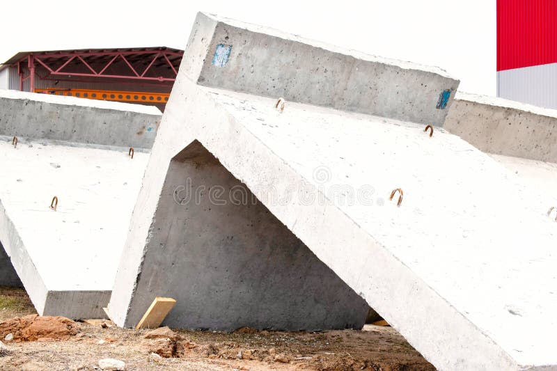 Large Reinforced Concrete Structures at the Construction Site ...