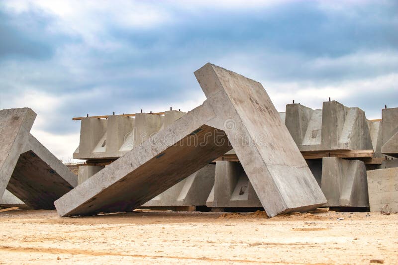 Large Reinforced Concrete Structures at the Construction Site ...