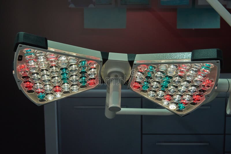 Large Shadowless Lamp for Examining Objects in Different Color Ranges ...