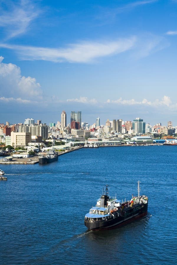 The Container Ship into the Port of Kaohsiung, Taiwan. Editorial Stock ...