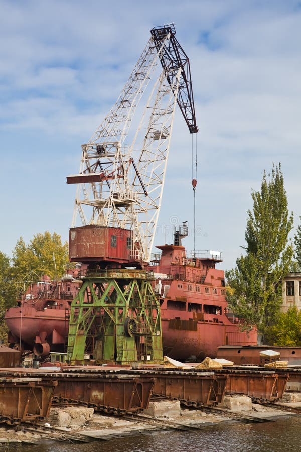 Large shipbuilding crane stock photo. Image of port, water - 28132086