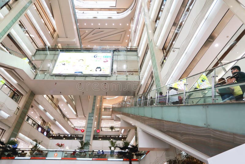 Large shopping center editorial photo. Image of alley - 43673026