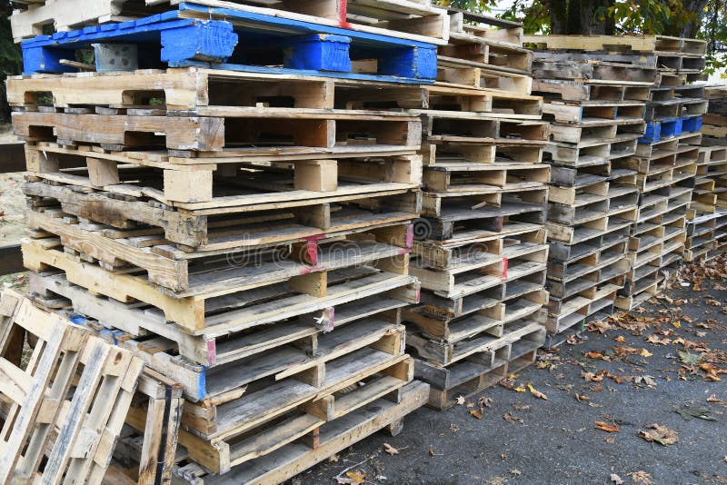 365 Broken Wooden Pallets Stock Photos - Free & Royalty-Free Stock ...