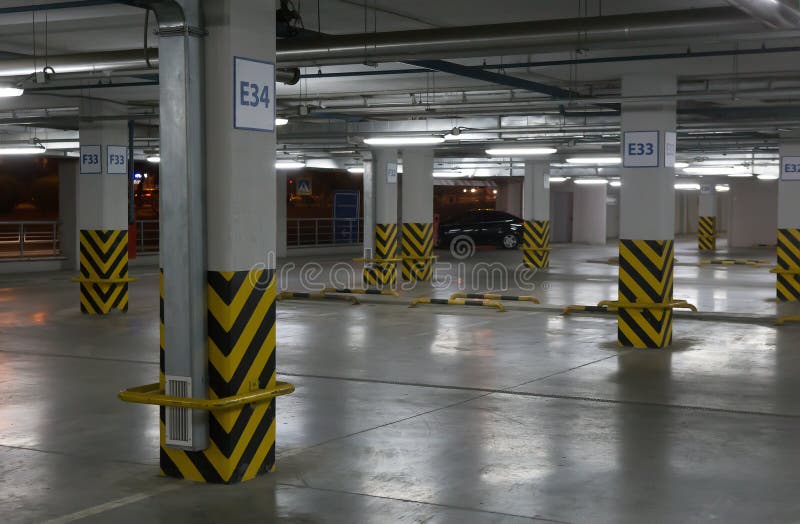 Large Dig Underground Pipeline Excavation Construction Building Repair ...