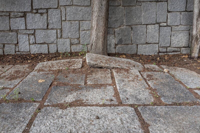 Large Unpolished Granite Slabs on the Ground Stock Image - Image of ...