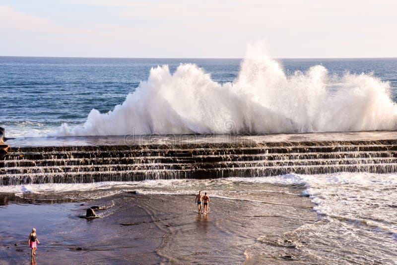 Large Waves Breaking on the Coast Editorial Stock Image - Image of ...