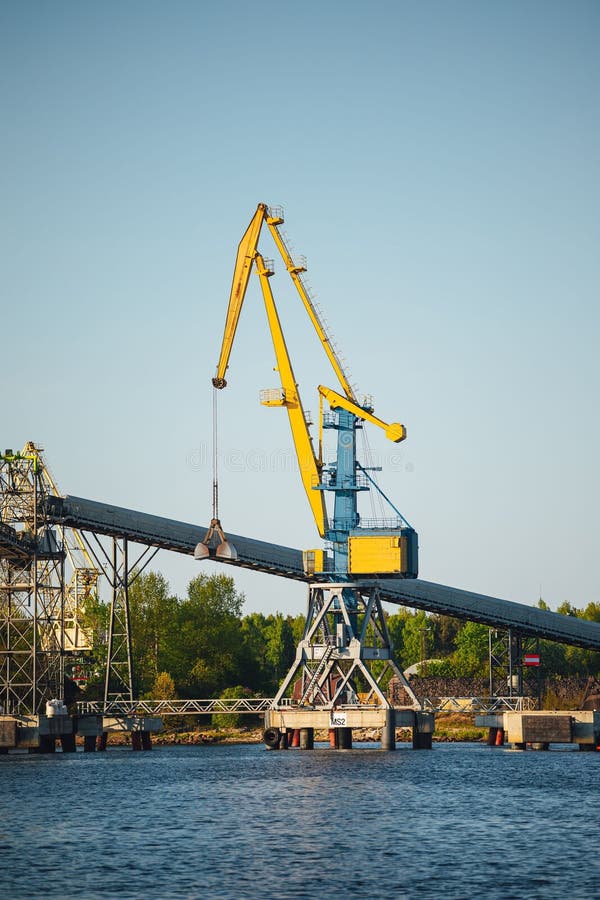 Craneview Stock Photos - Free & Royalty-Free Stock Photos from Dreamstime