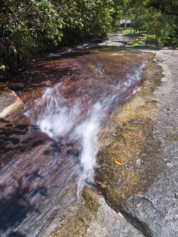 Larn Rak waterfall stock photo. Image of watercourse - 16257516