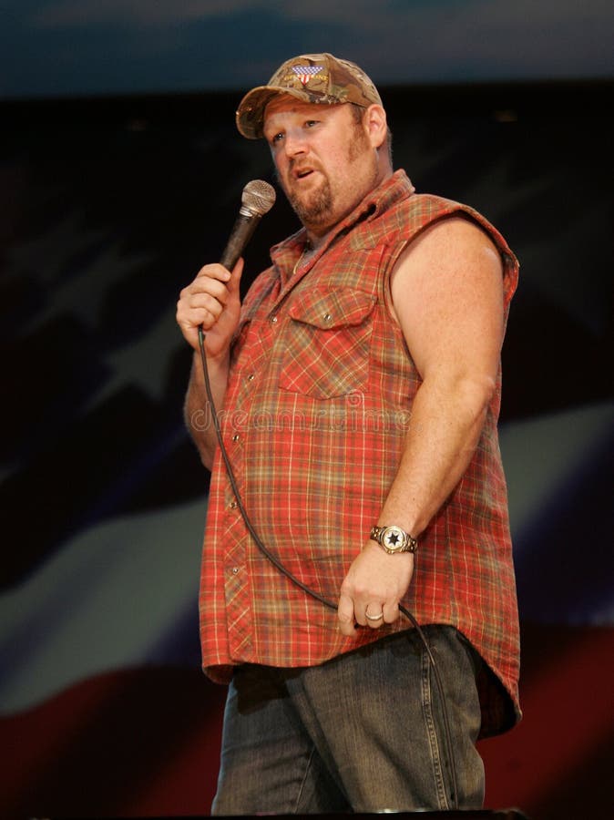 Larry the Cable Guy Performs Editorial Photo - Image of daniel ... Larry the Cable Guy Performs Editorial Photo - Image of daniel ...