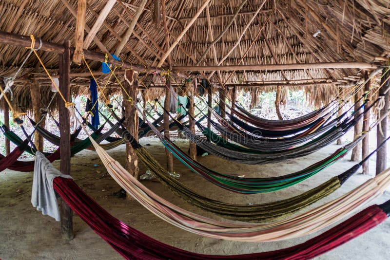 Hamacas Fotos De Stock - Descarga 1,664 Fotos Libres de Derechos