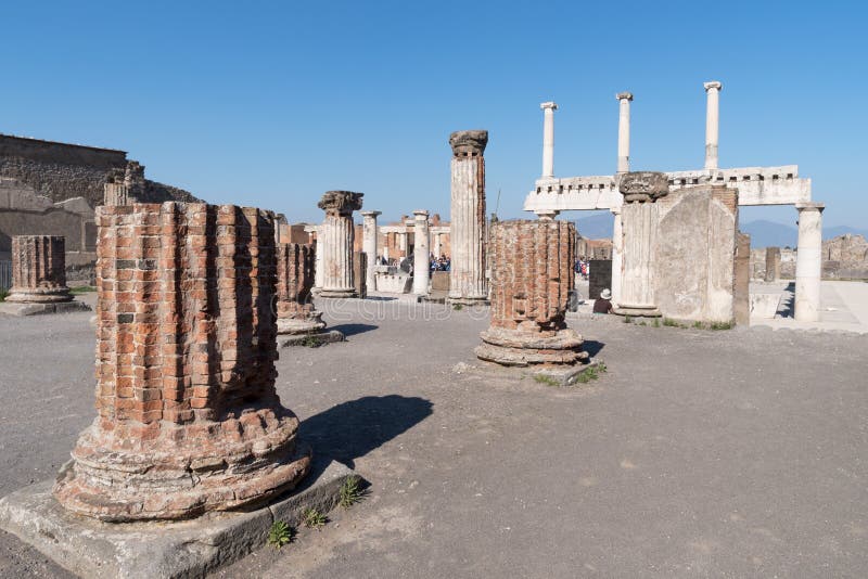 Las Ruinas De Pompeya, Italia Imagen de archivo editorial - Imagen de ...