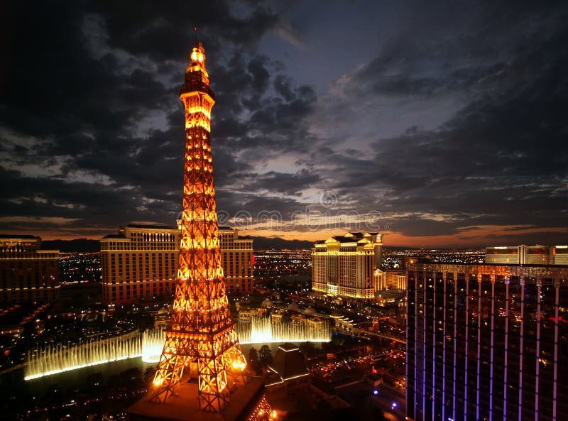 Las Vegas Sunset editorial stock photo. Image of eiffel - 4196938