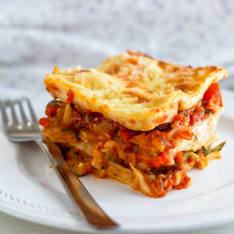Lasagne Di Verdure Casalinghe Calorose Immagine Stock - Immagine di ...