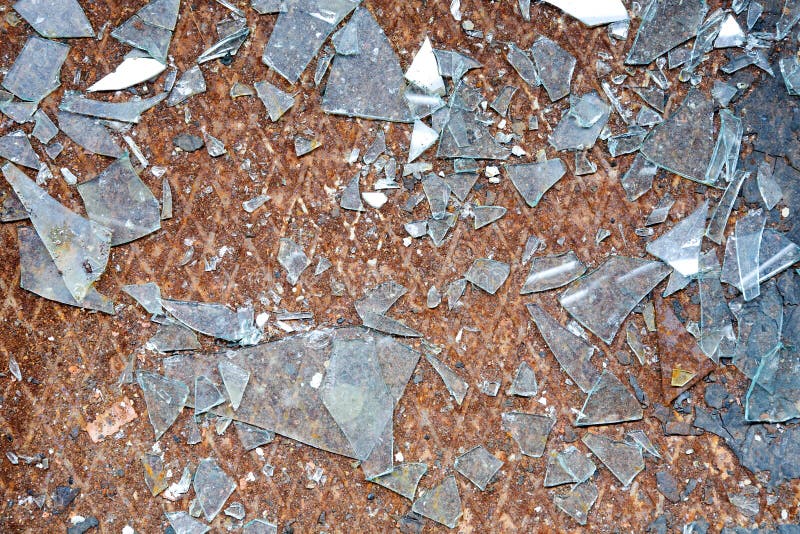 Lascas do vidro foto de stock. Imagem de grade, ferro - 5209098