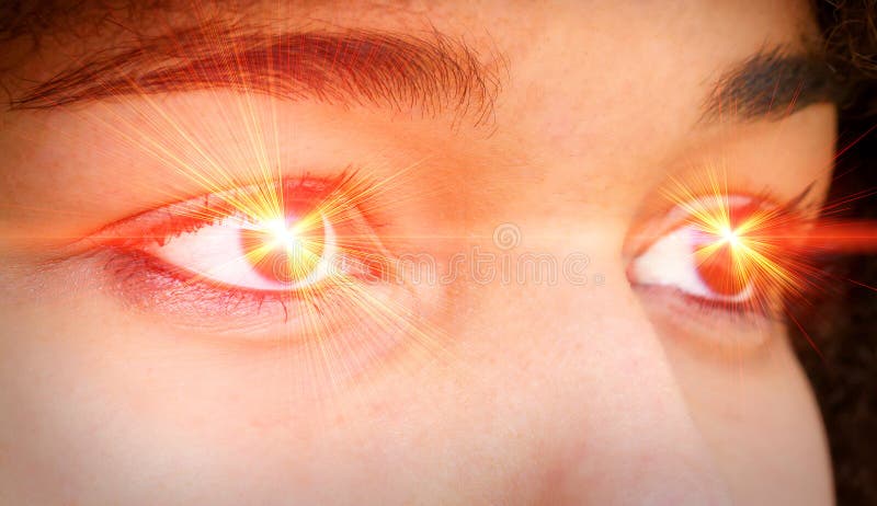Rayon de laser sur l'oeil image stock. Image du laser - 45487271