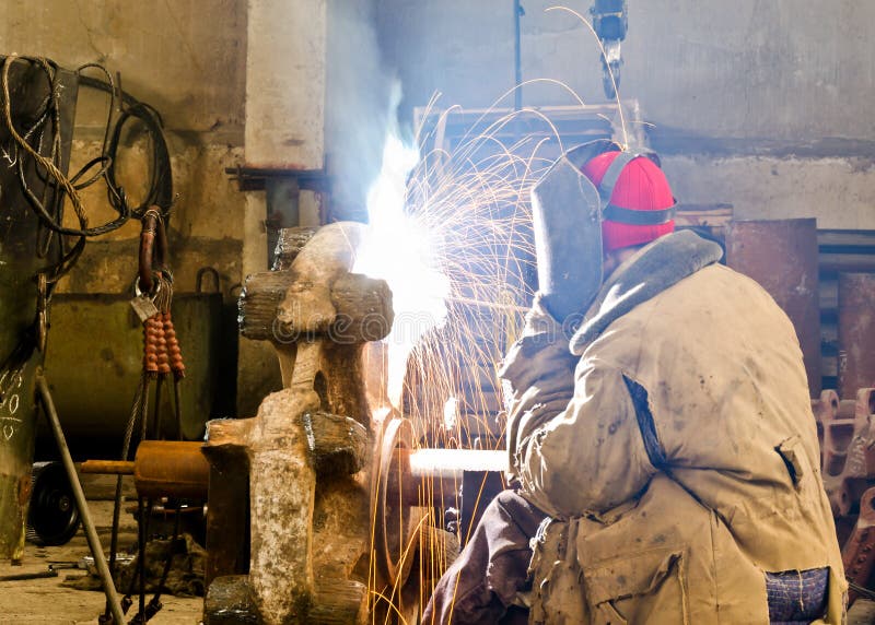 De Exploitantcontroles Van De Keerdermachine Verwerking Van Metaal Het ...