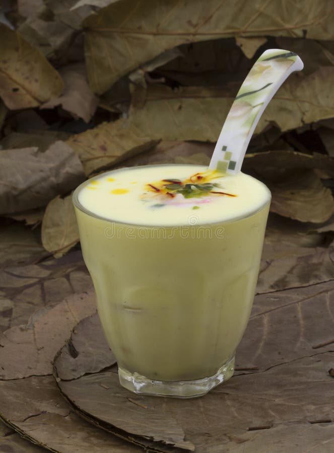Lassi stock foto. Image of gezond, nagerecht, punjab - 104281680