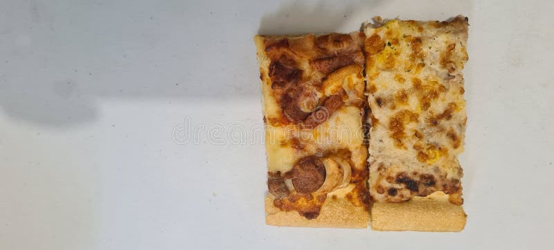 Last slice of the pizza stock image. Image of gourmet - 327739287
