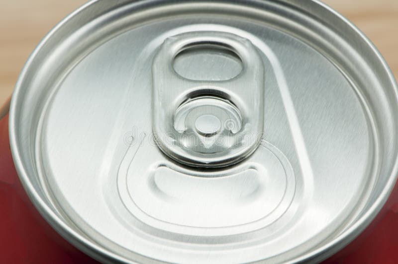 Lata de refrigerante foto de stock. Imagem de recipiente - 36666448