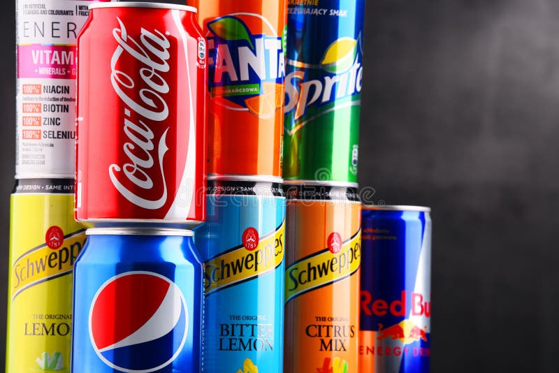 Latas De Refrescos Globales Clasificados Imagen de archivo editorial ...
