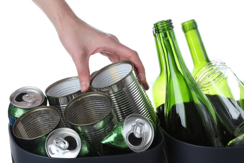 Latas y botellas foto de archivo. Imagen de chatarra - 30893912