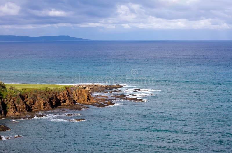 Latchi Strand Nahe Polis in Zypern Stockbild - Bild von welle, strand ...