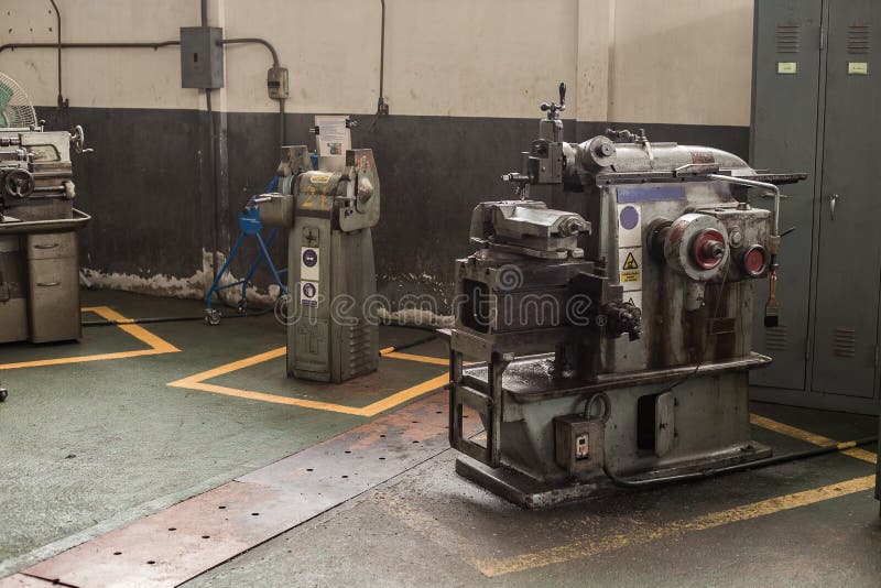 Lathe Machine in a Workshop, Part of the Lathe. Editorial Photography ...
