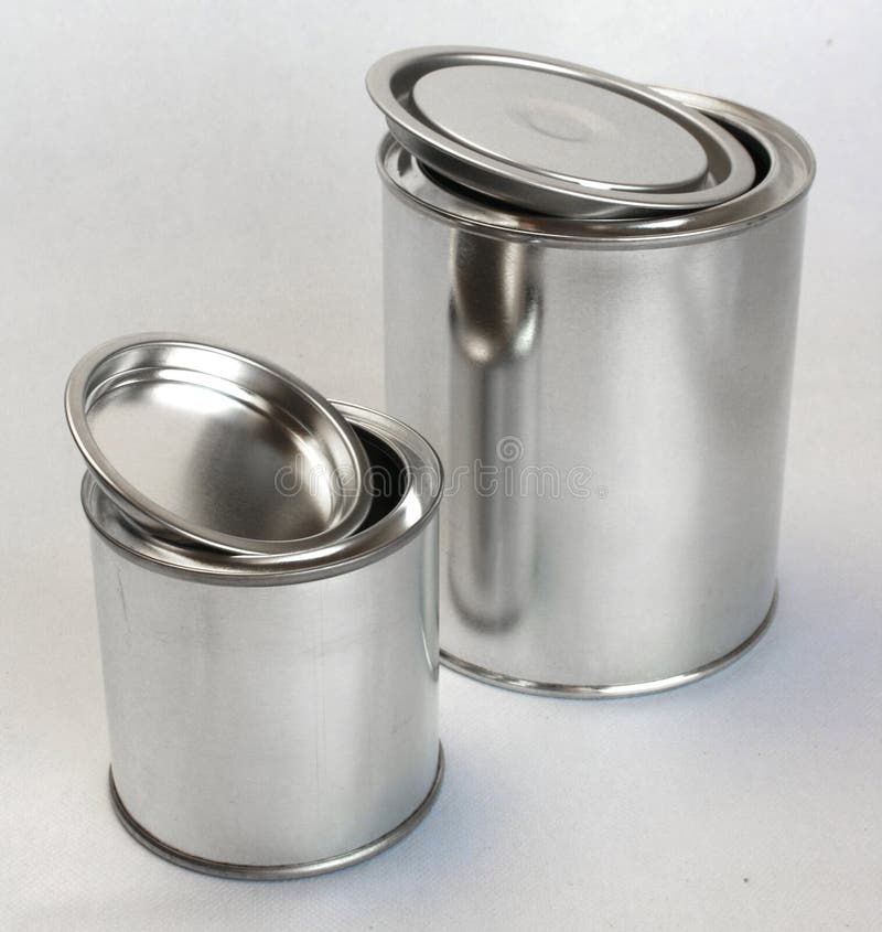 Lattine Metalliche Lucide Per Vernice Immagine Stock - Immagine di ...