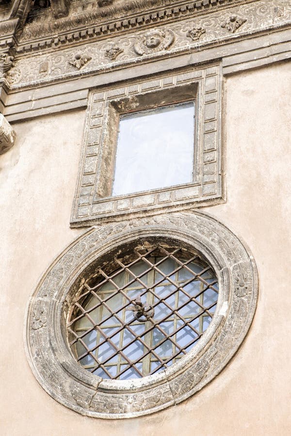 Lattice window in the wall stock image. Image of metal - 100650053