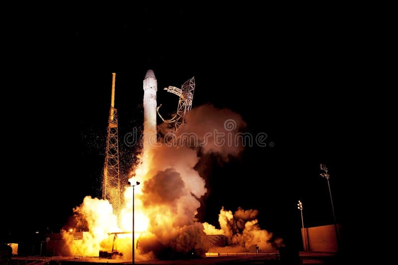 The Launch of the Space Shuttle. with Fire and Smoke Stock Photo ...