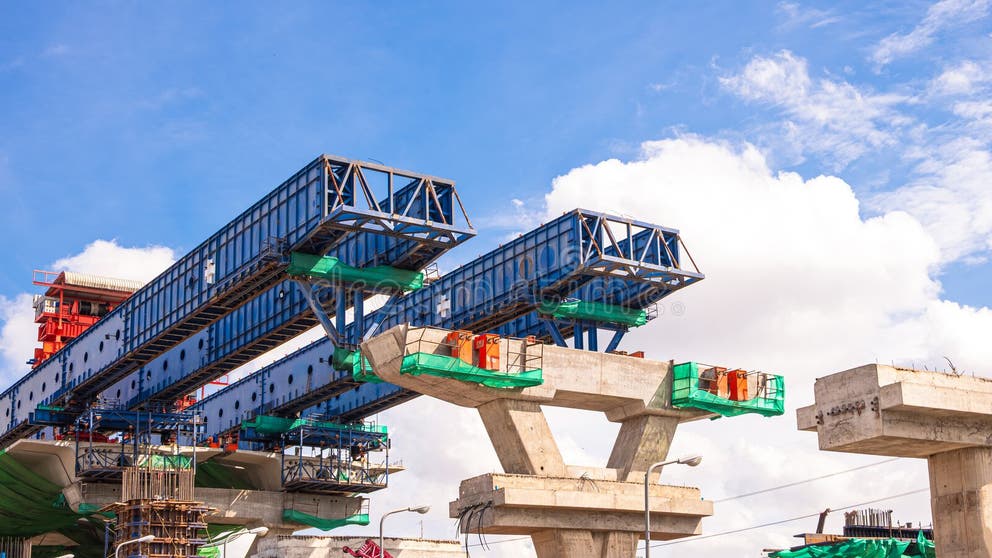 Launching Gantry Metal Structure for Installing Concrete Typical ...