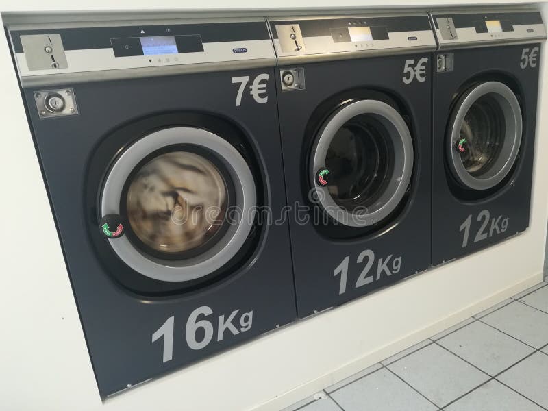 Laundry Room, Clean and Dry Stock Photo - Image of clean, room: 100857966