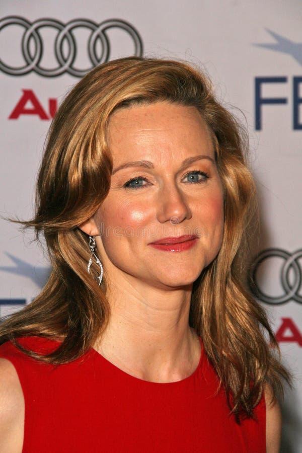 Laura Linney editorial photo. Image of press, tour, linney - 25133336