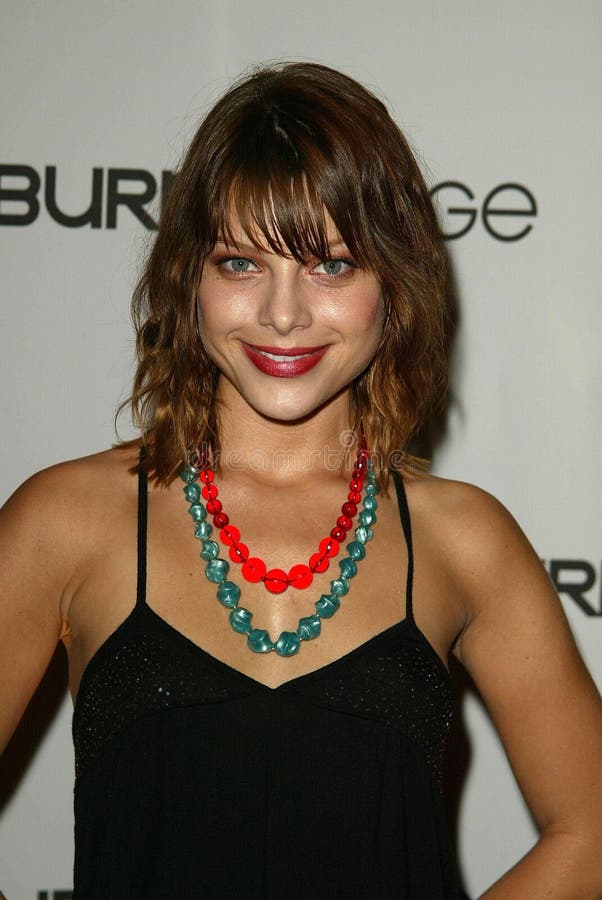 Lauren German 2013