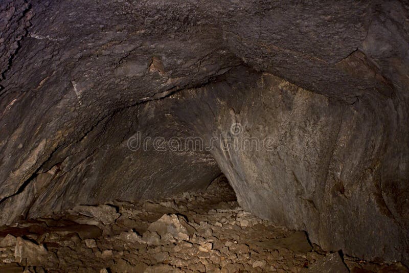 Lava Tube Cave Entrance 1 stock image. Image of ancient - 17297761