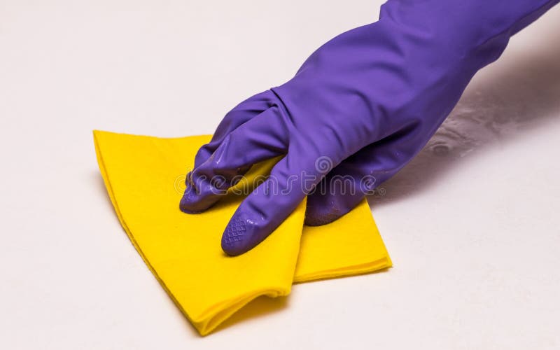 Lavage de la table image stock. Image du liquide, domestique - 93120731