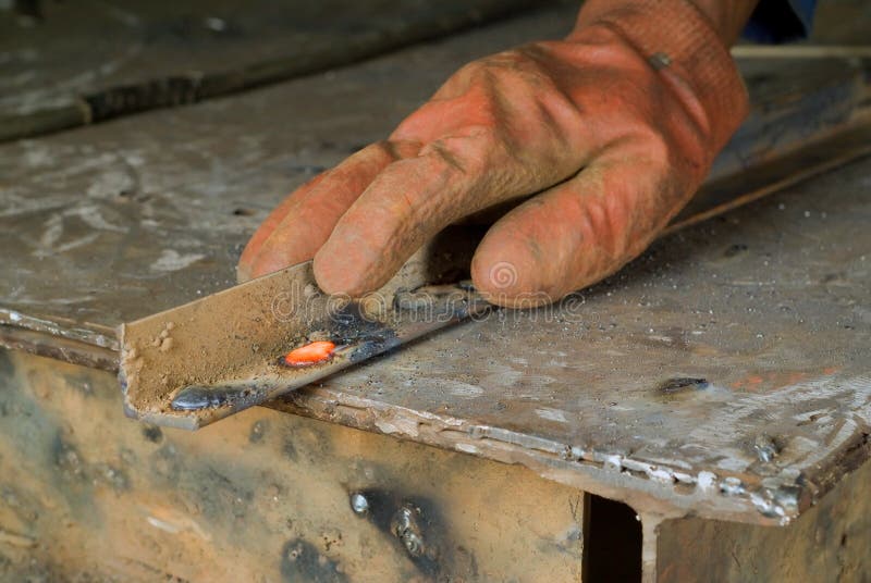 Fabbro fotografia stock. Immagine di modellatura, artigiano - 15158594