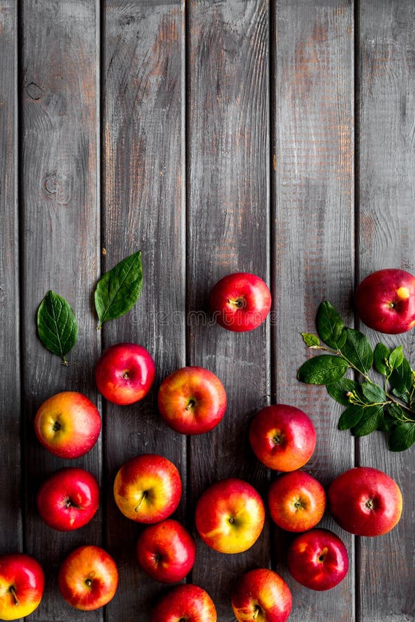 Layout of Fresh Red Apples. Top View, Copy Space Stock Image - Image of ...