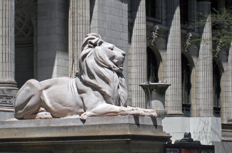 León De La Ciudad De Nueva York Foto de archivo - Imagen de escultura ...
