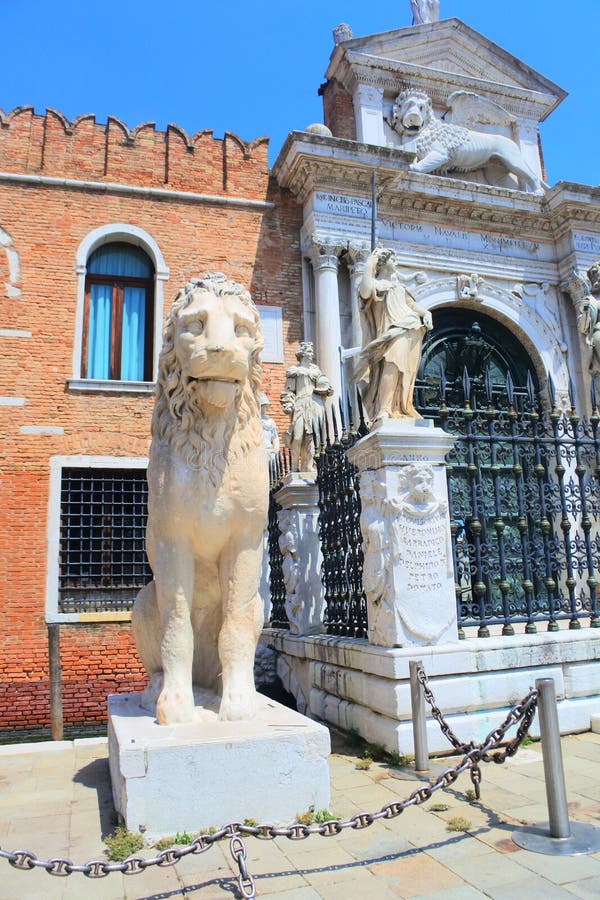 León de Venecia imagen de archivo. Imagen de escritura - 21691957