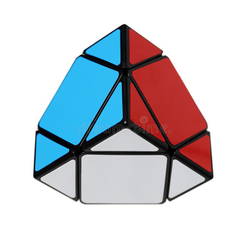 Le Cube De Rubik Dans Une Forme D'une Pyramide Image stock éditorial ...