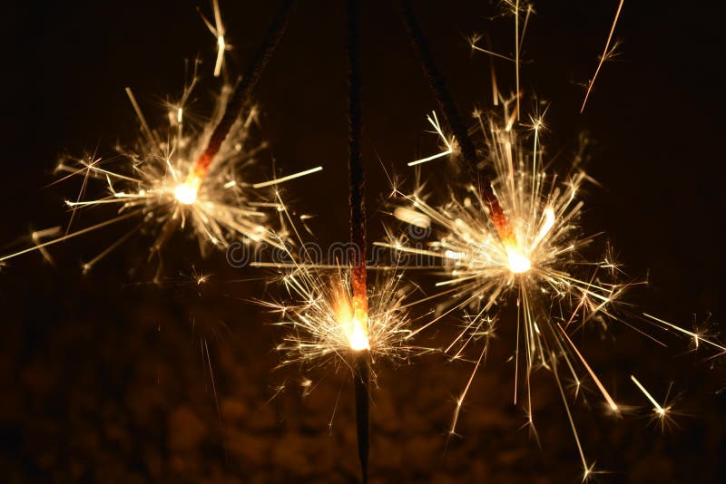 Flamme Froide De Foudre D'allumeur Du Feu Image stock - Image du flamme ...