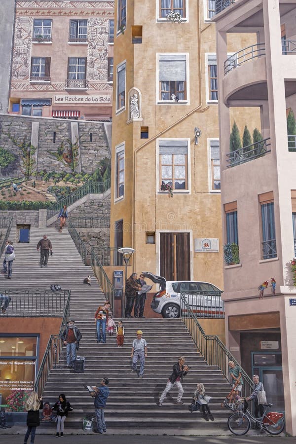Le Fresque De Le Mur Des Canuts Image stock éditorial - Image du ...