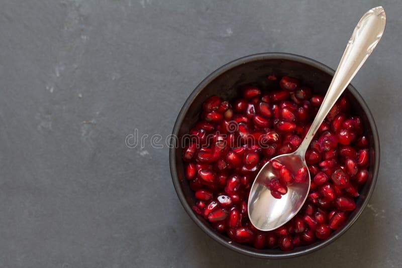 Portez Des Fruits Avec Les Graines Rouges, Magnolia Grandiflora, Baie ...