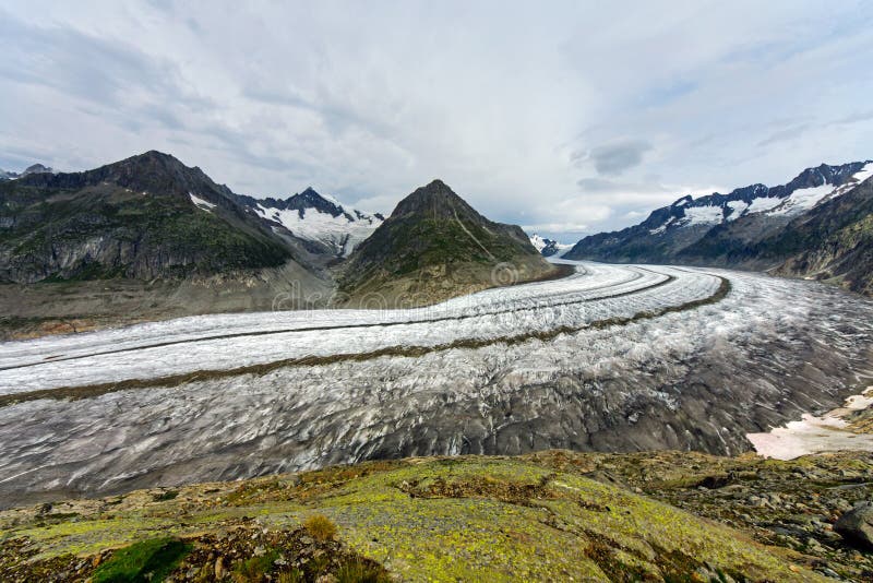 Le grand glacier d'Aletsch photo stock. Image du nature - 36383376