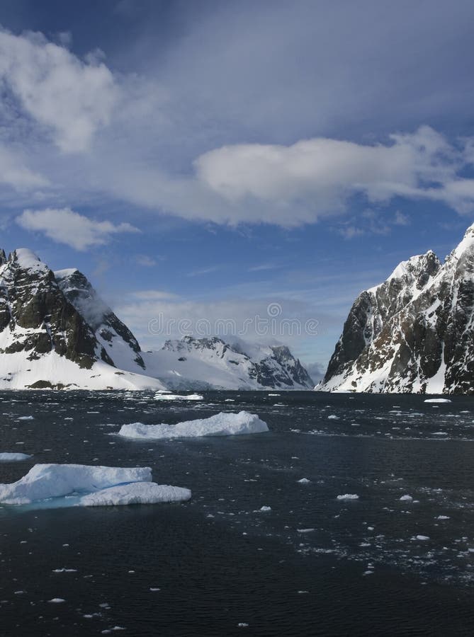 Le Maire Strait Sea Passage Stock Image - Image of rock, antarctica ...